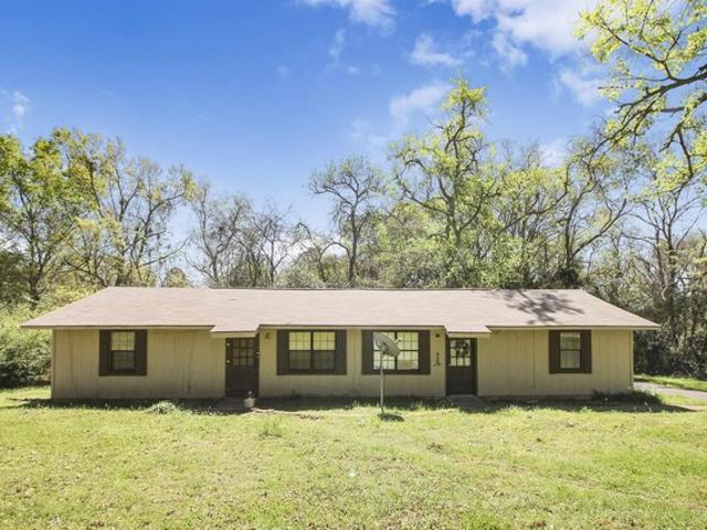 417 A/B Myrtle Dr, Jacksonville, TX 75766