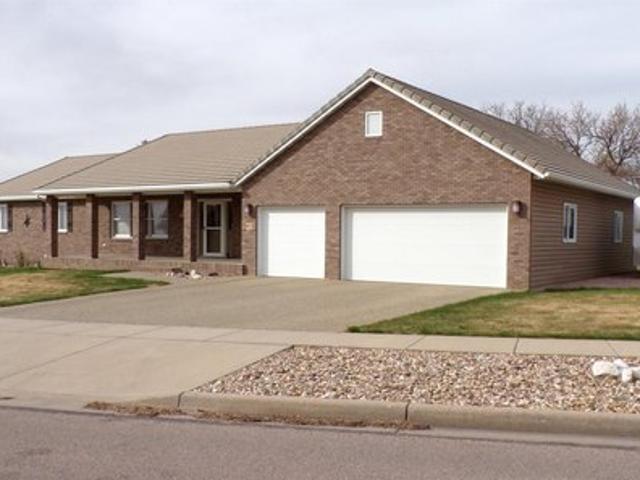 417 Alta Vista Dr, Rapid City, SD 57701