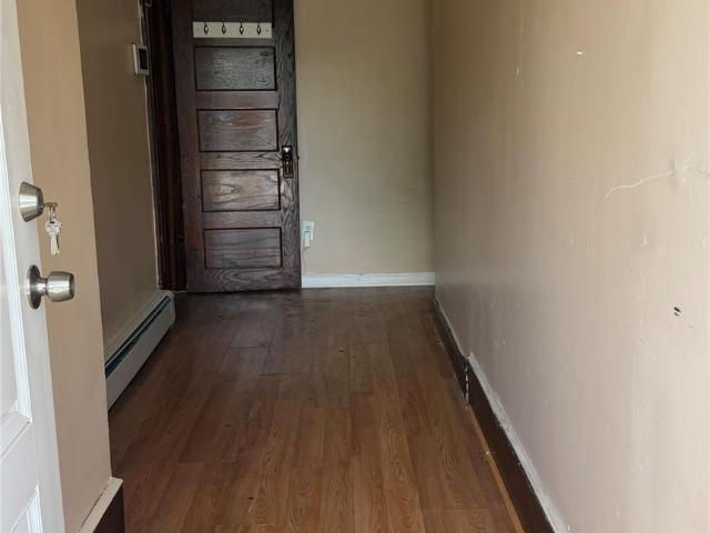 417 Baker Street A