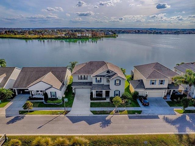 417 Blue Cypress Dr, Groveland, FL 34736