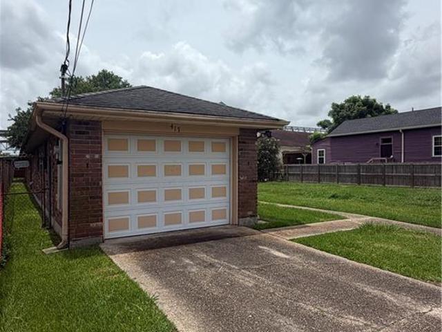 417 De Armas Drive