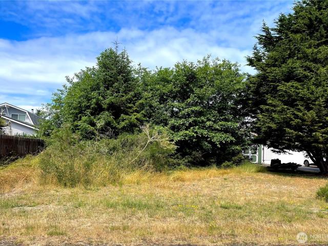 417 Duck Lake Drive SE