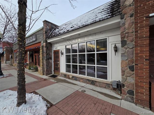417 E 4th Street