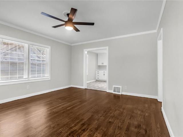 417 E Walnut Street