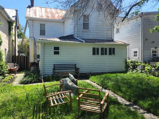 417 E Race Street