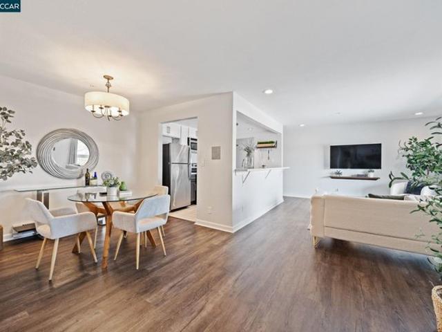 417 Evelyn Ave Apt 302, Albany, CA 94706