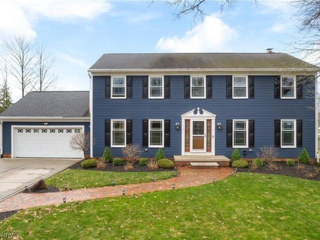 417 Forest Ln, Wadsworth, OH 44281
