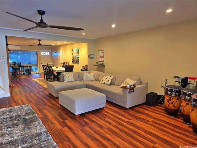 417 Koko Isle Cir Unit 9908, Honolulu, HI 96825