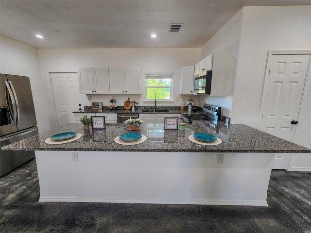417 Katie Cir, Kennedale, TX 76060