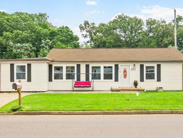 417 Highland Cir, Clarksville, TN 37043