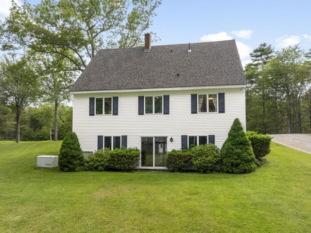 417 Lower Round Pond Rd, Bristol, ME 04539