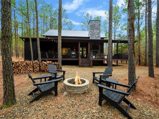 417 Lost Creek Trail