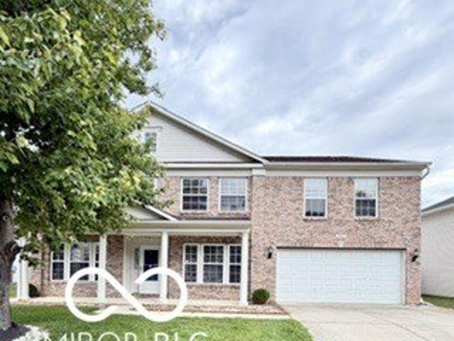 417 Legacy Blvd, Greenwood, IN 46143