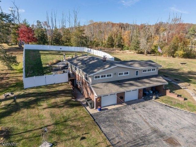 417 Mountain Rd, Readington Twp, NJ 08833