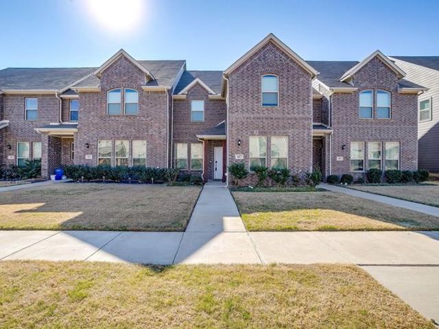 417 Milverton Dr, Fort Worth, TX 76036
