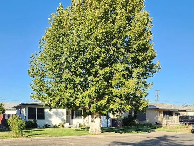 417 N O St, Madera, CA 93637