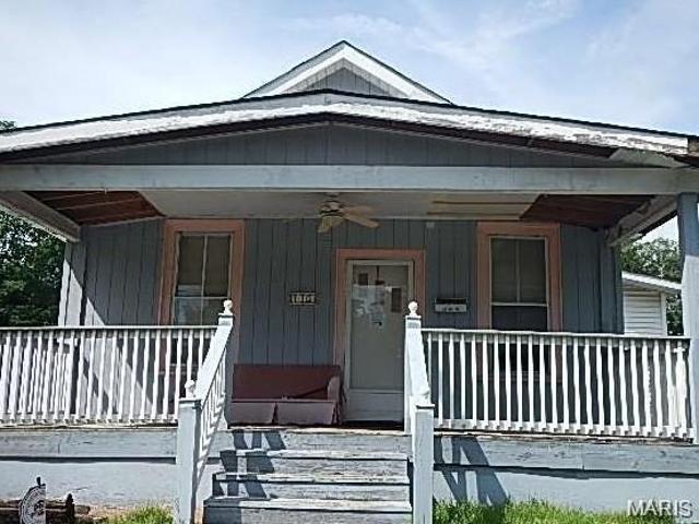 417 Northridge Dr, Saint Louis, MO 63137