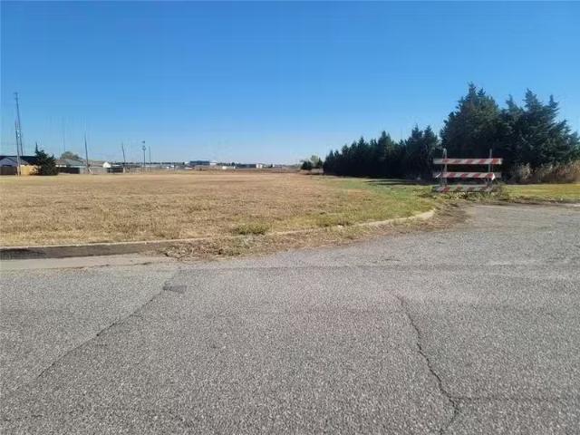 417 NW 113th St, Oklahoma City, OK 73114 MLS# 1119429