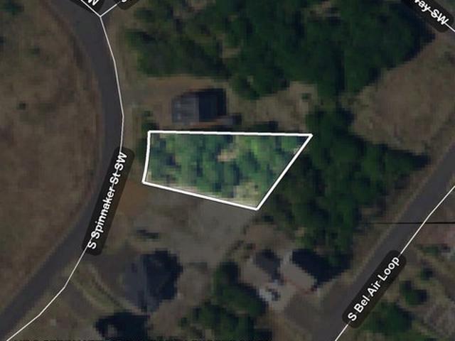 417 S Spinnaker St SW, Ocean Shores, WA 98569
