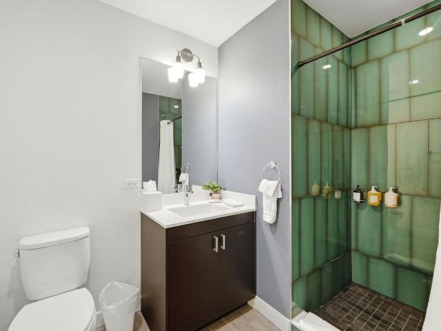 417 South Dearborn Street 4 Bedroom Apartment for Rent at 417 S Dearborn St #1521521P, Chicago, IL 60605 Loop