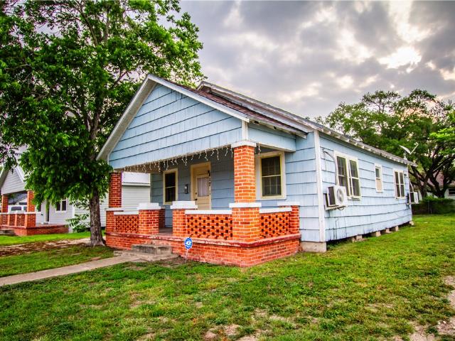 417 South San Patricio