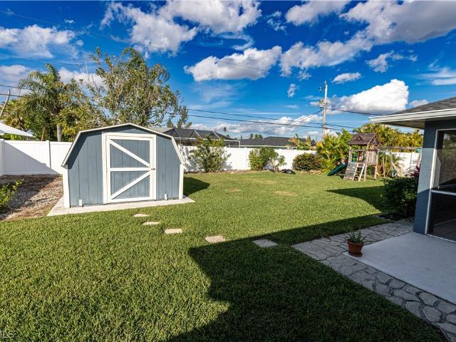 417 SE 21st Ter, Cape Coral, FL 33990 | MLS #2026009 | Compass