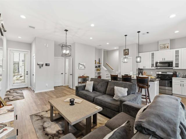 417 Stonework Landing Ln, Houston, TX 77076 | MLS #57873