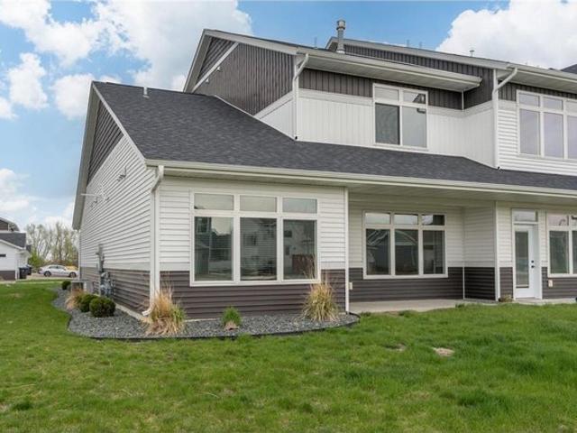 417 Prairie Rose Trl, Mankato, MN 56001