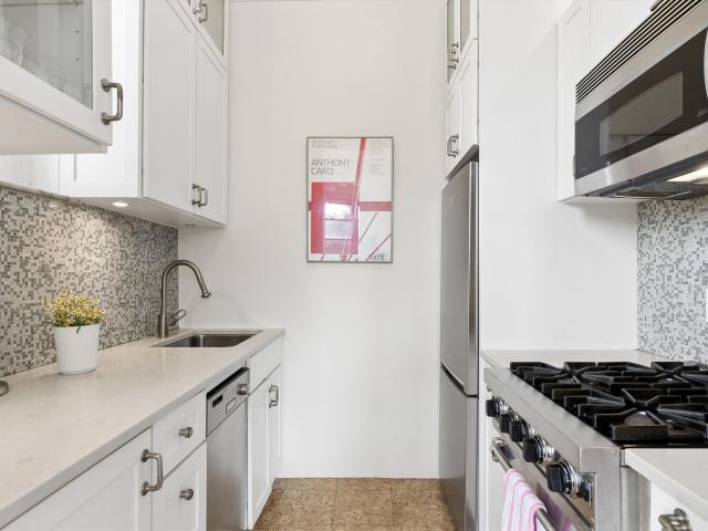 417 riverside drive 3a1