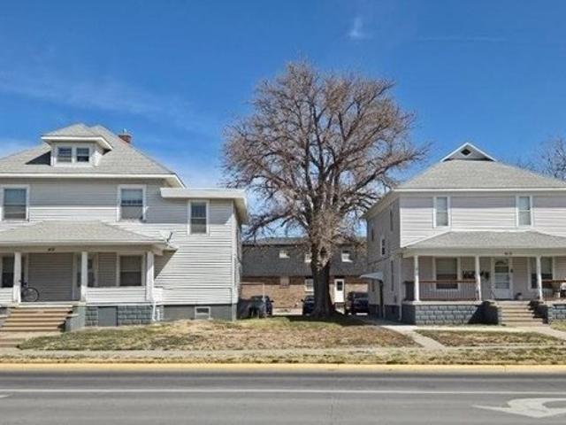 417 W 8th St, Hays, KS 67601
