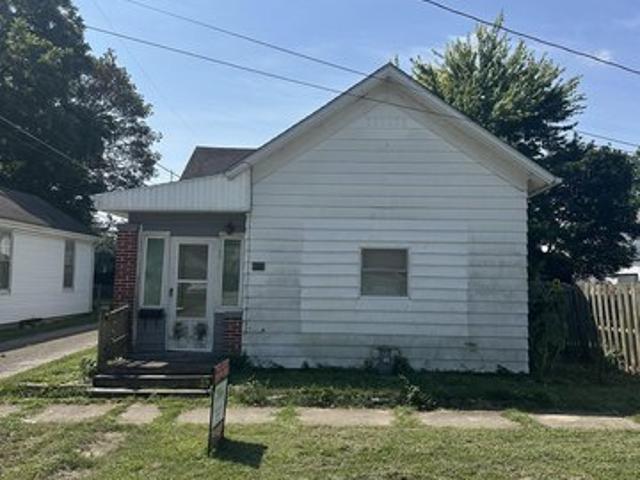 417 W 9th St, Connersville, IN 47331