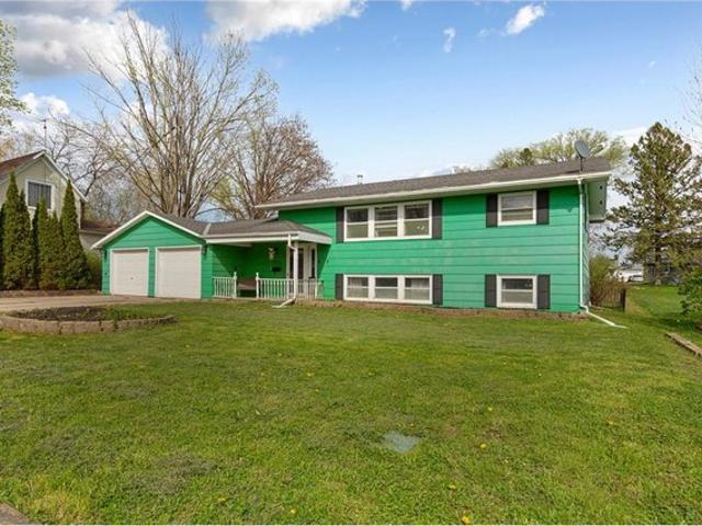 417 Warner Ave, Spring Valley, MN 55975