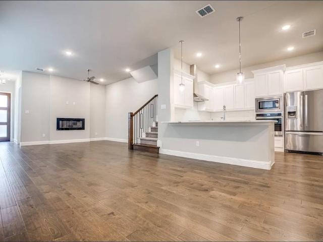 4184 Curtiss Drive