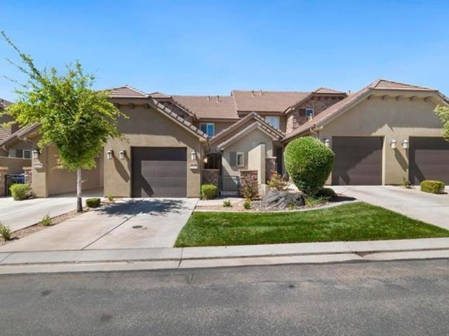 4184 E Torrey Pines Dr, Washington, UT 84780