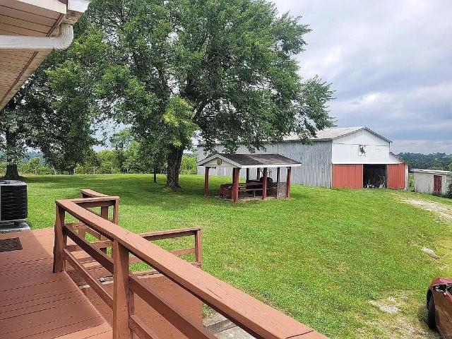 4185 NE 4185 Chipman Ridge Rd Road