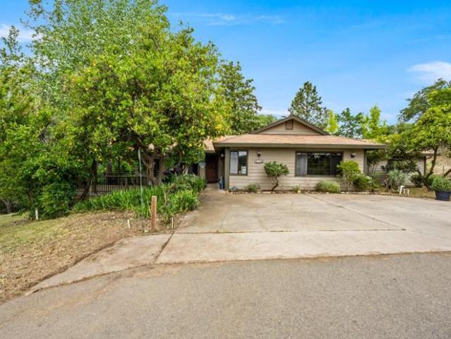 4185 Buffalo Rd, Auburn, CA 95602