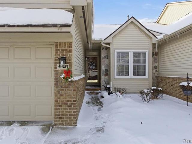 41867 Cantebury Dr, Novi, MI 48377