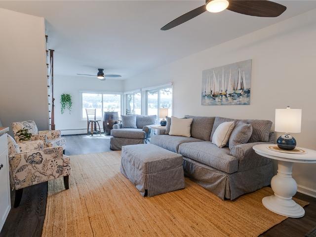 4187 E Waneta Lake Road
