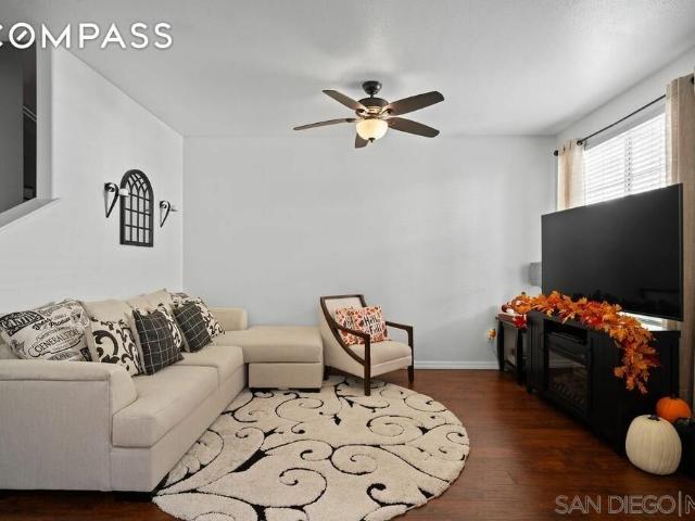 41880 Davenport Way C, Murrieta, CA