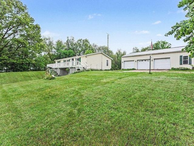 4188 S K Dr, East Leroy, MI 49051