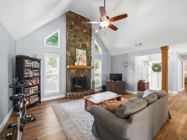 4189 luther rd