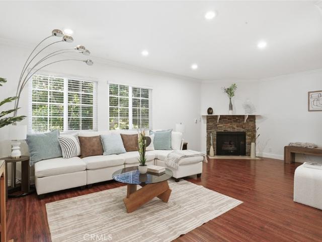 4189 Vineland Avenue 111