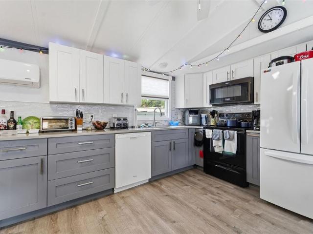 4189 78th St N, Lot 27, St. Petersburg, FL 33709 | MLS #A4673 | Compass