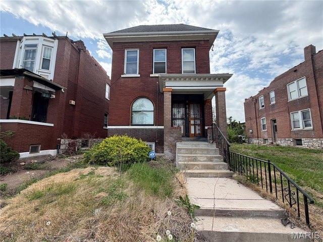 4180 Farlin Ave, Saint Louis, MO 63115