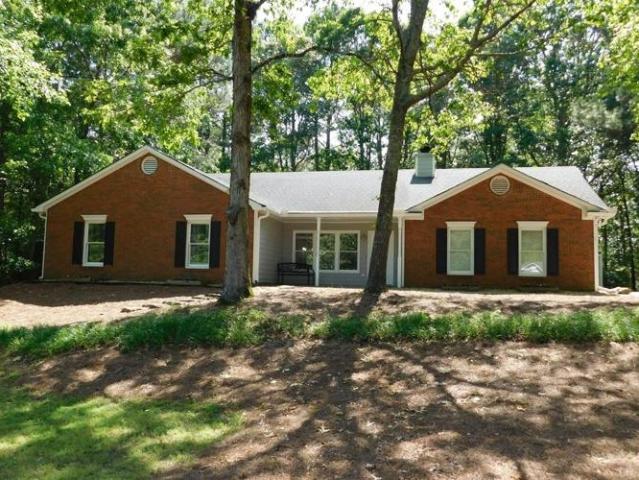 4180 Gables Pl, Buford, GA 30519