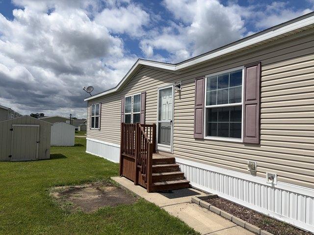 4180 Knightsbridge Ln, Jackson, MI 49201