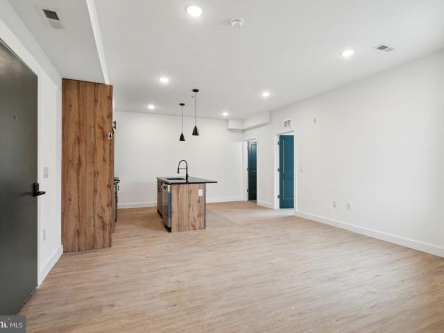 4181 Mantua Ave #6