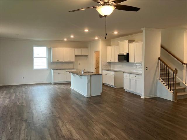 4181 Oakhurst Drive