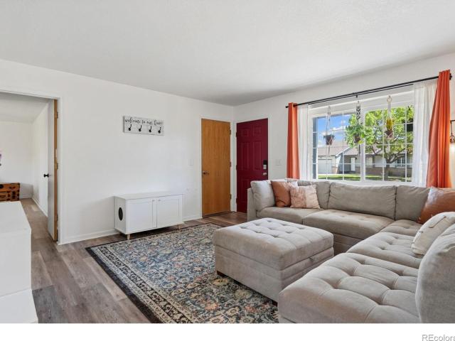 4181 La Veta Drive
