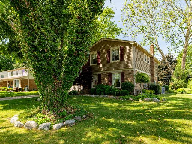 41826 Sunnydale Lane